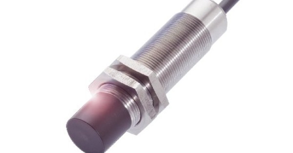 BALLUFF BCS00MA CAPACITIVE LEVEL SENSOR WITH MEDIA CONTACT | ManuAuto
