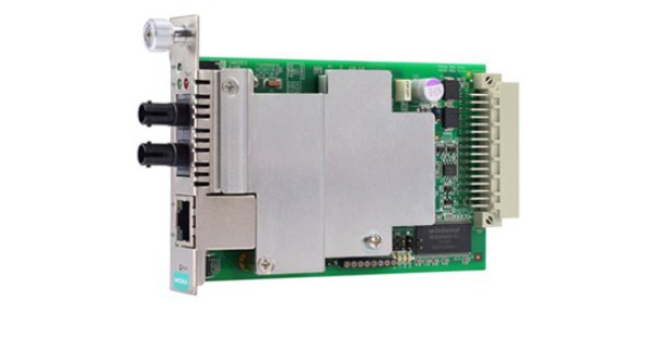 MOXA CSM-400-1218 slide-in Ethernet-to-Fiber Media Converter | ManuAuto